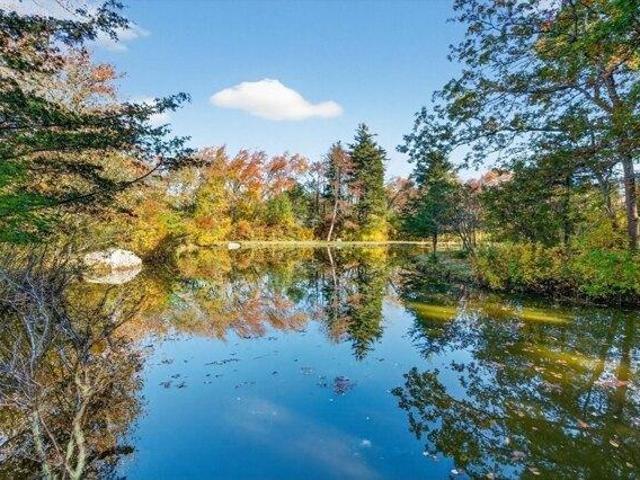 4 bedroom, Dartmouth MA 02748 102279613