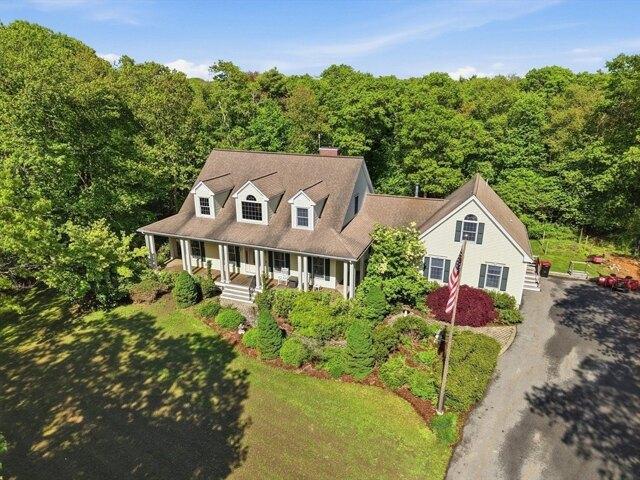 4 bedroom, Dartmouth MA 02748 104687477