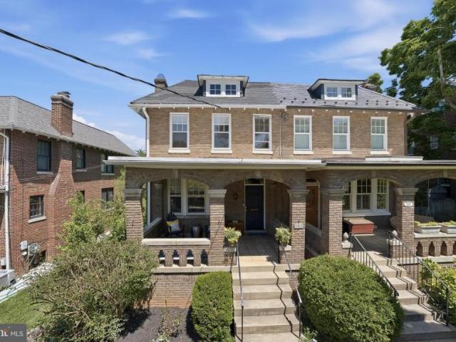 4 bedroom, DC DC 102339396