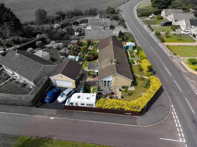 4 Bedroom Detached Bungalow