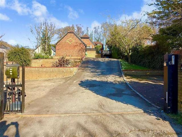 4 Bedroom Detached Bungalow