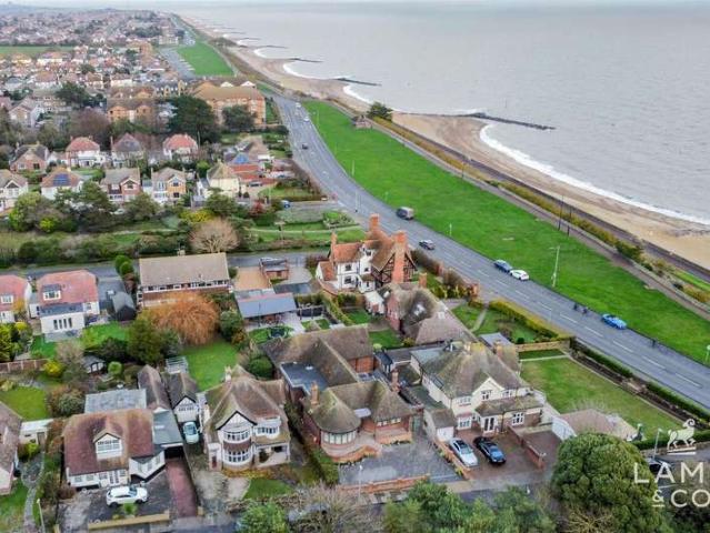 4 Bedroom Detached Bungalow