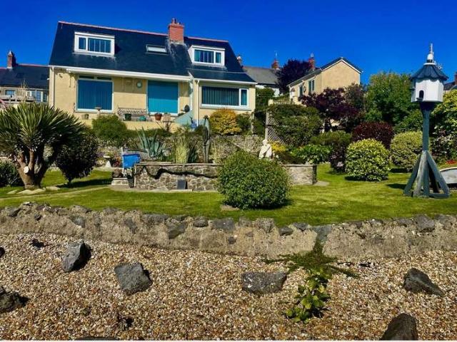 4 Bedroom Detached Bungalow