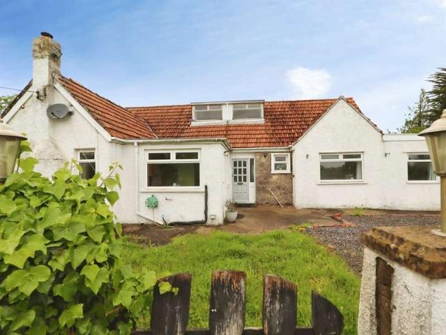 5 Bedroom Detached Bungalow