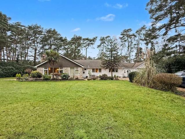 4 Bedroom Detached Bungalow