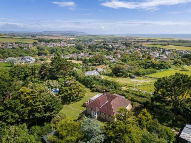 4 Bedroom Detached Bungalow