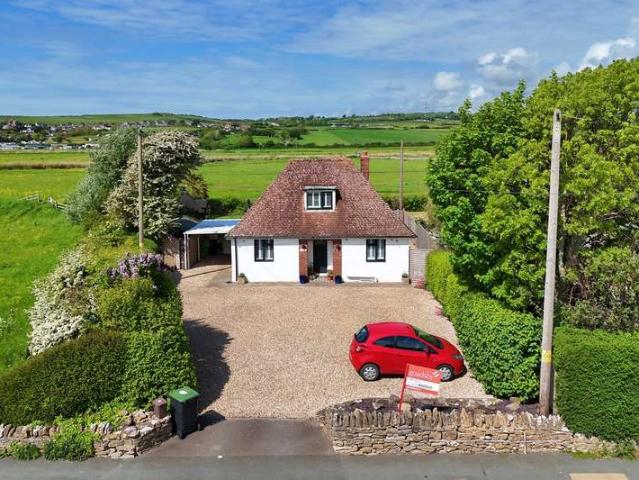 4 Bedroom Detached Bungalow