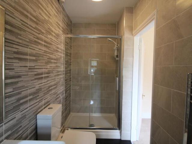 4 bedroom detached bungalow for rent in Greenland Road, Selly Park, B29