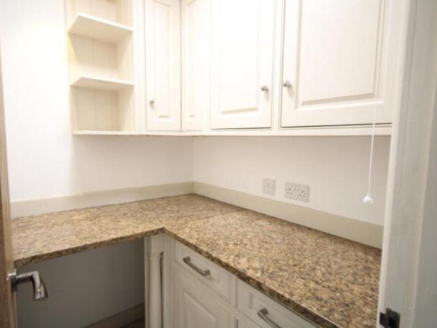 4 bedroom detached bungalow for rent in Monastery Drive, Solihull, B91