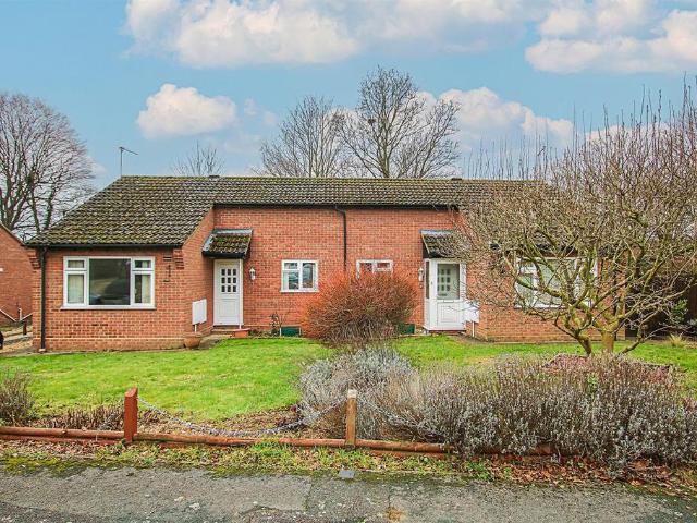 4 bedroom detached bungalow for sale