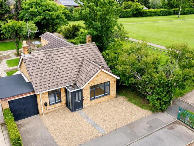 4 bedroom detached bungalow for sale