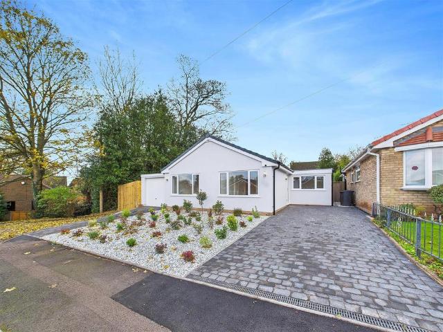 4 bedroom detached bungalow for sale