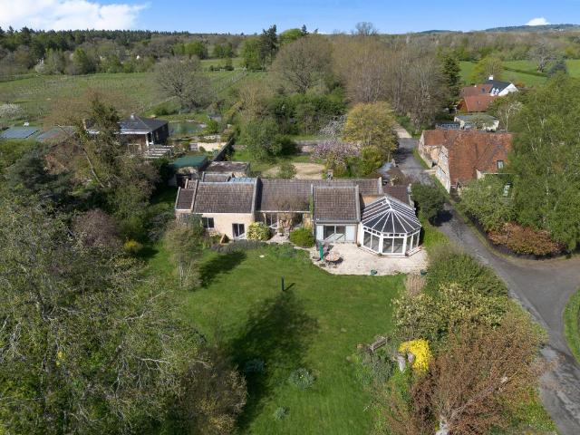 4 bedroom detached bungalow for sale