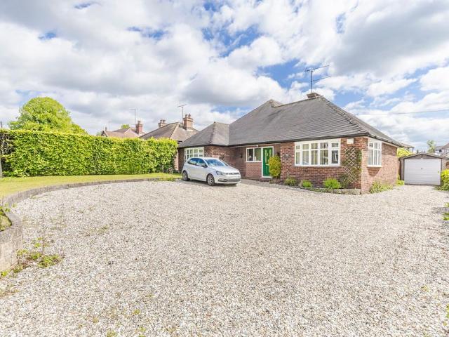 4 bedroom detached bungalow for sale