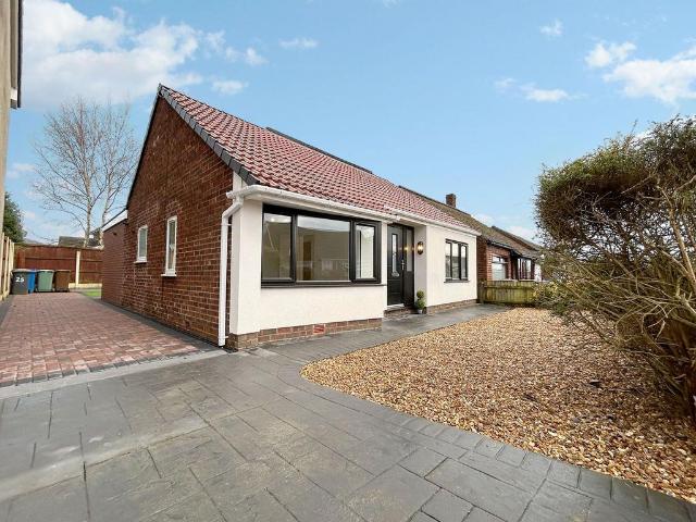 4 bedroom detached bungalow for sale