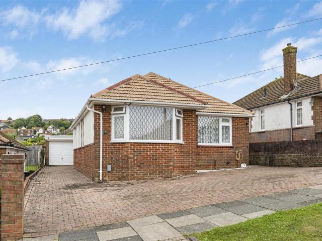 4 bedroom detached bungalow for sale