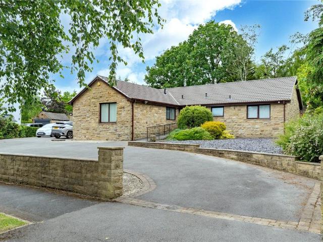 4 bedroom detached bungalow for sale