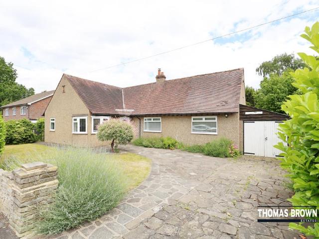 4 bedroom detached bungalow for sale