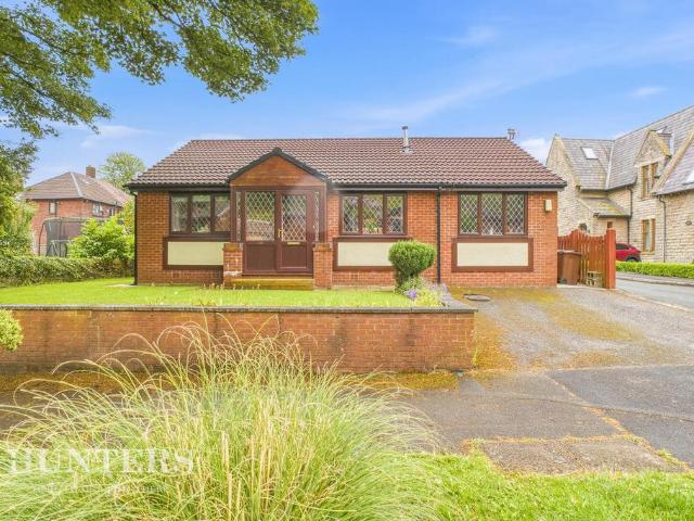 4 bedroom detached bungalow for sale