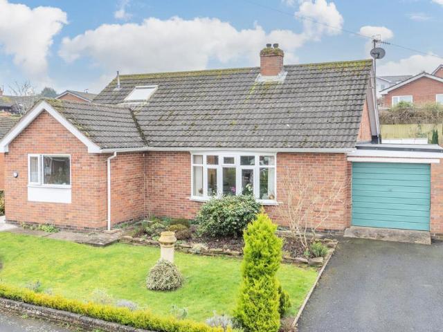 4 bedroom detached bungalow for sale