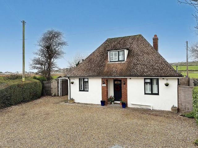 4 bedroom detached bungalow for sale