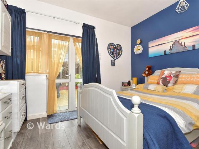 4 bedroom detached bungalow for sale