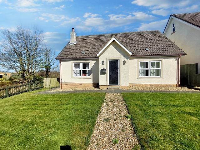 4 bedroom detached bungalow for sale