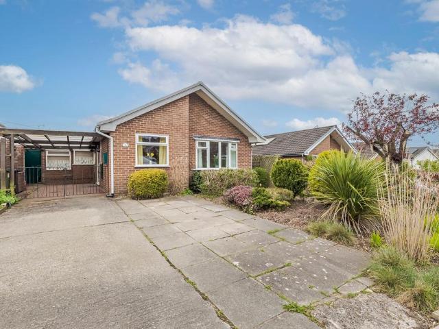 4 bedroom detached bungalow for sale