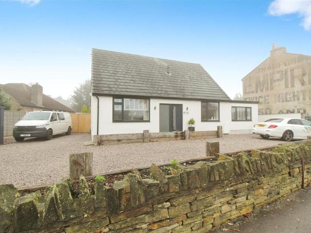 4 bedroom detached bungalow for sale
