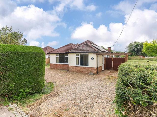 4 bedroom detached bungalow for sale