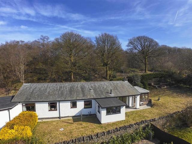 4 bedroom detached bungalow for sale