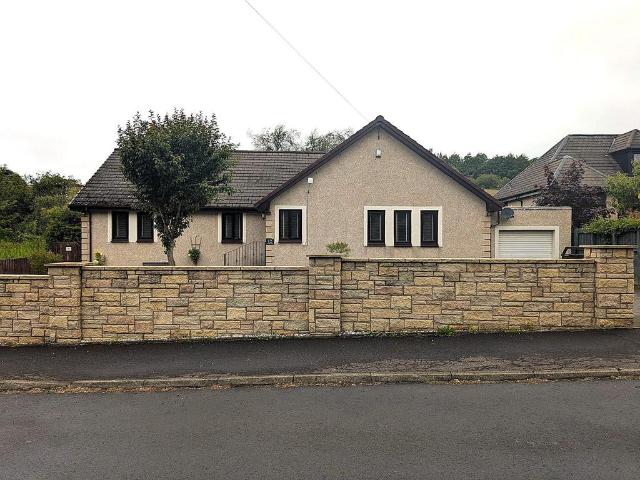 4 bedroom detached bungalow for sale
