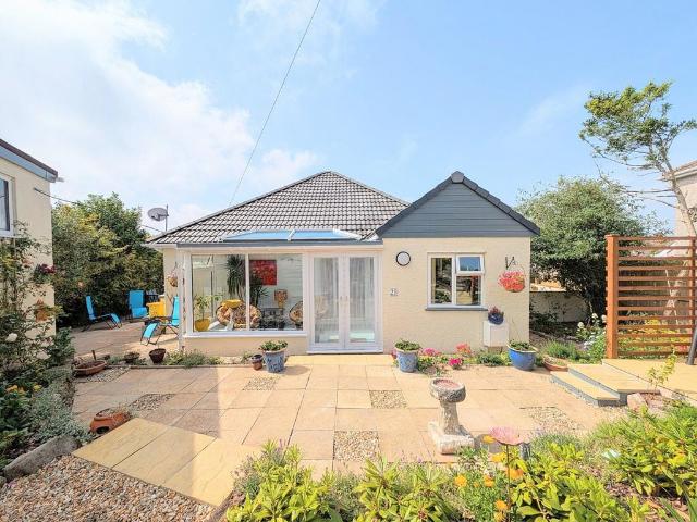 4 bedroom detached bungalow for sale