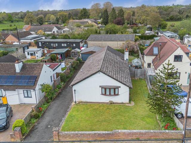 4 bedroom detached bungalow for sale