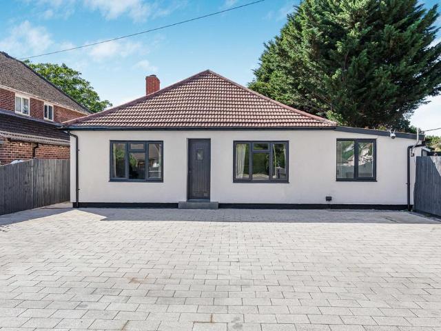 4 bedroom detached bungalow for sale