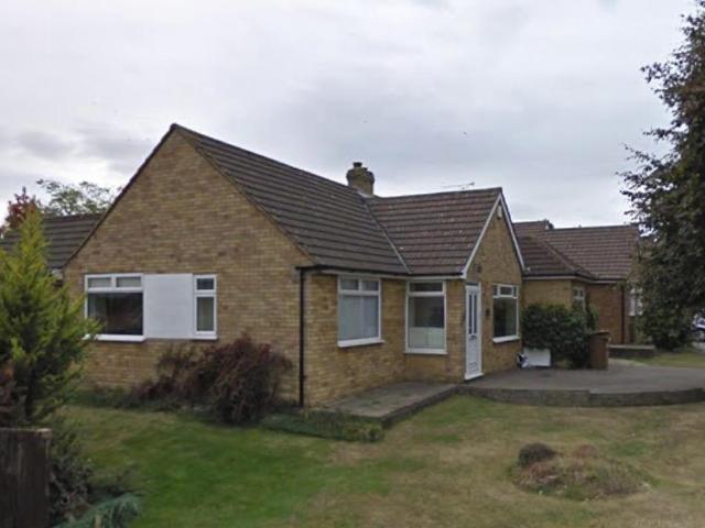 4 bedroom detached bungalow for sale