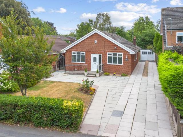 4 bedroom detached bungalow for sale