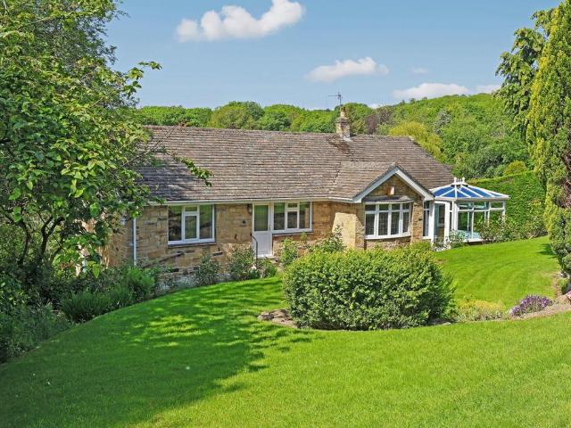 4 bedroom detached bungalow for sale