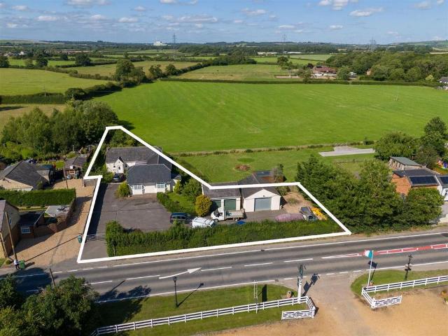 4 bedroom detached bungalow for sale