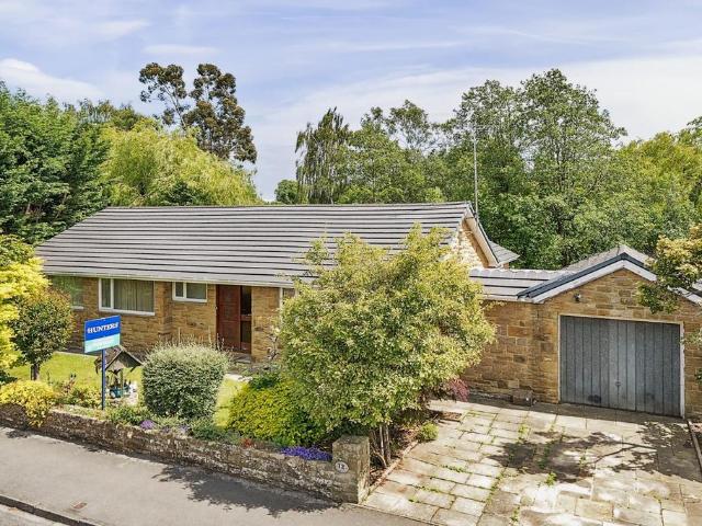 4 bedroom detached bungalow for sale