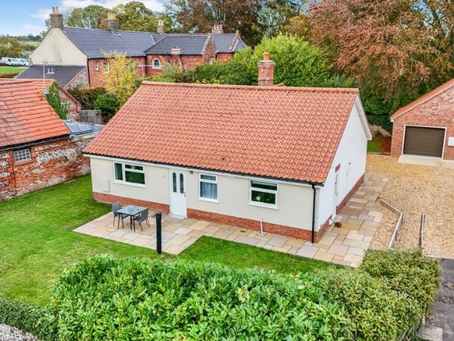 4 bedroom detached bungalow for sale