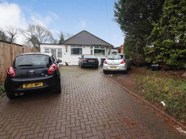 4 bedroom detached bungalow for sale