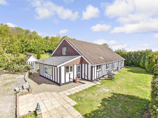 4 bedroom detached bungalow for sale