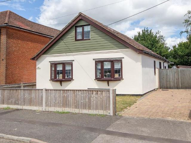 4 bedroom detached bungalow for sale