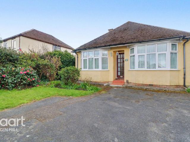 4 bedroom detached bungalow for sale