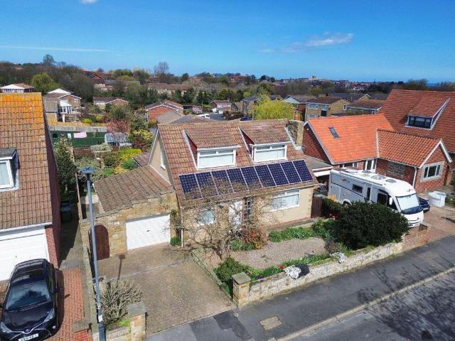 4 bedroom detached bungalow for sale