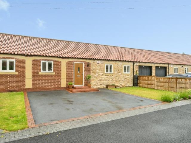 4 bedroom detached bungalow for sale