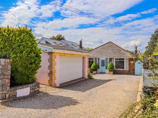 4 bedroom detached bungalow for sale