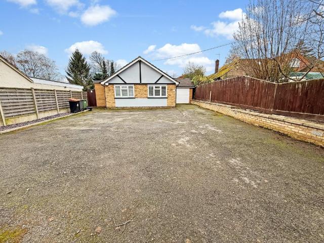 4 bedroom detached bungalow for sale