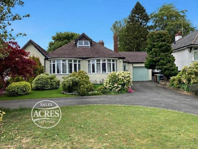 4 bedroom detached bungalow for sale